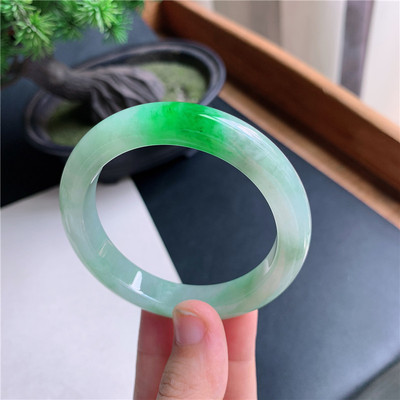 8月新品 鸿玉翡翠52圈口冰种飘阳绿正圈玉手镯女款正品6B70819