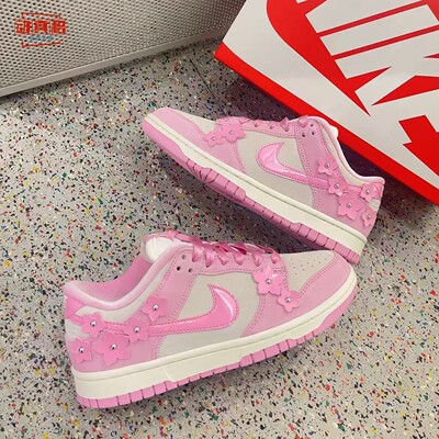 Nike耐克女子2026秋款立体樱花粉小花时尚休闲运动板鞋IV4726-600