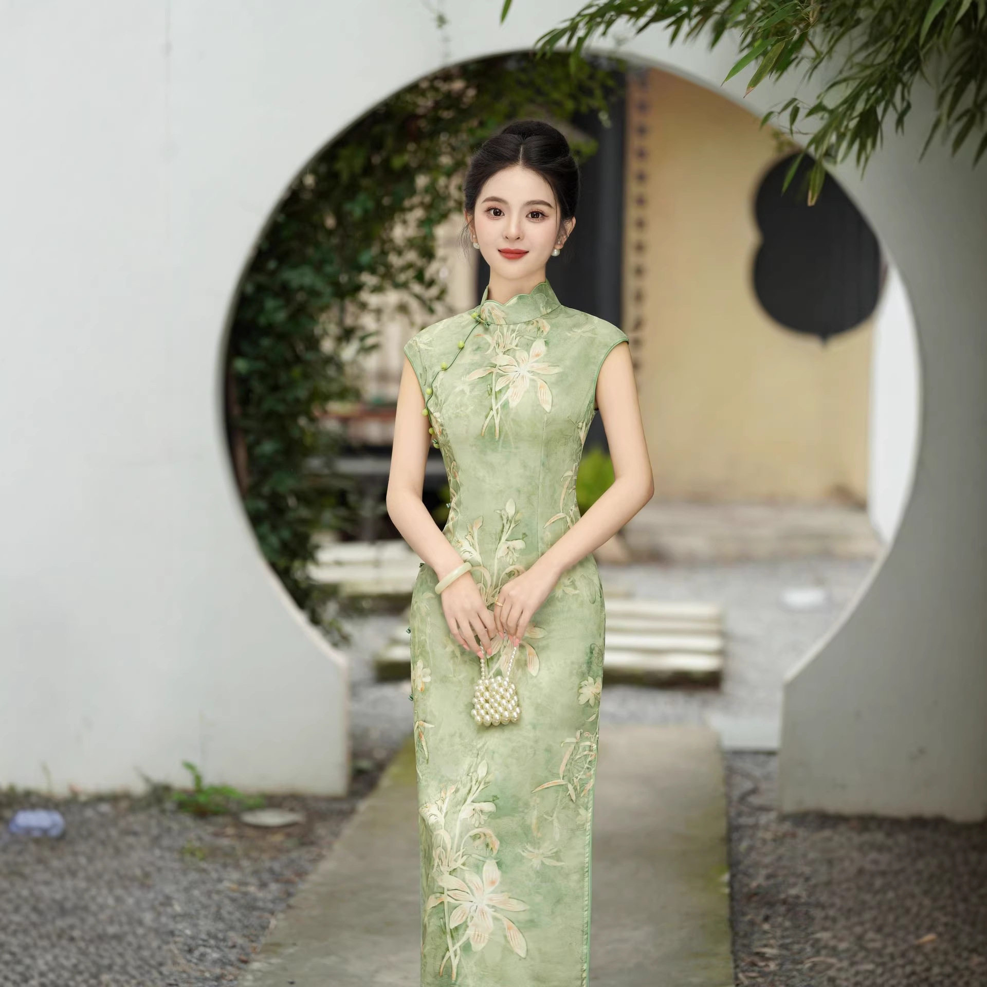 2025新款绿色新中式改良旗袍女长款无袖修身复古国风提花连衣裙