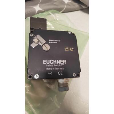释迦自动化EUCHNER安全门锁开关TZ2LE024SR6