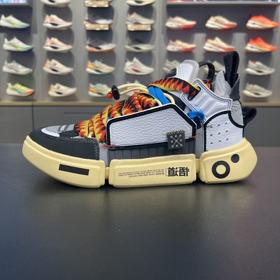 李宁防滑耐磨男子系带休闲鞋