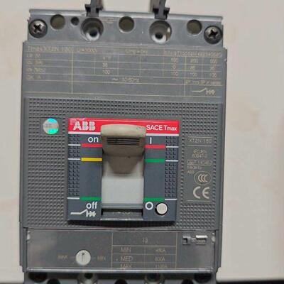 配件塑壳断路器 XT2N160 3P 80A议价