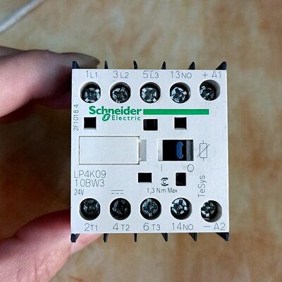 议价-国原产LP4K0910BW3原装进口正品电梯专用施耐德接触-可维修