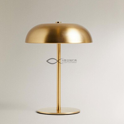 简约酒店金色台灯书房卧室前台卧室金属圆顶锅盖LAMPE DE TABLE