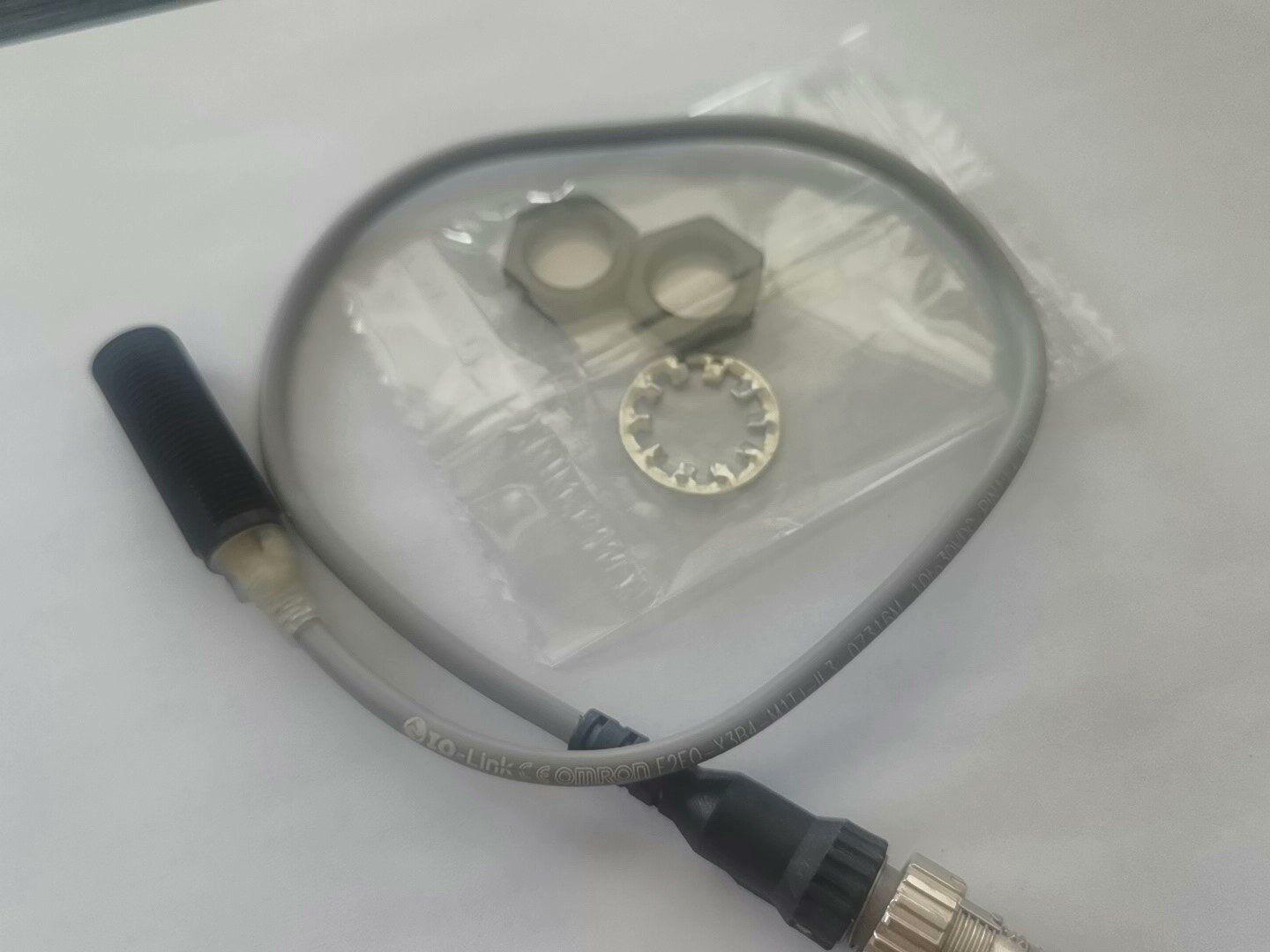 接近开关 E2EQ-X3B4-M1TJ-IL3全新原装拍前请询价_虎窝淘