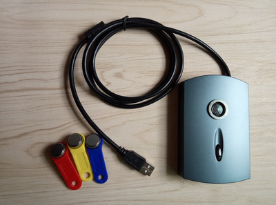 iButton纽扣 TM卡 DS1990 信息钮 USB接口读卡器，读写器，发卡器