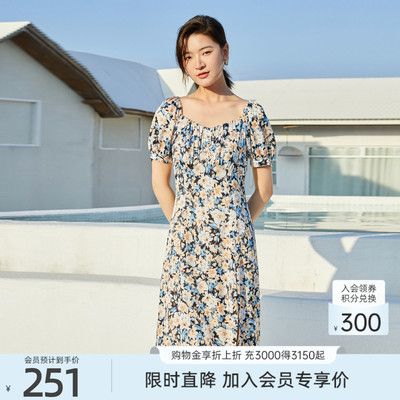 歌蒂诗2022春夏专柜优雅泡泡袖