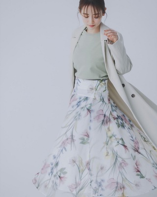 玻璃纱水墨大花柄松紧大摆半身裙