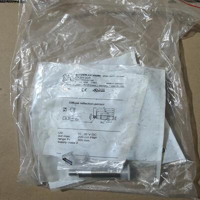 德国IFM易福门OGH305带背景消除的光电传感器0(议价）