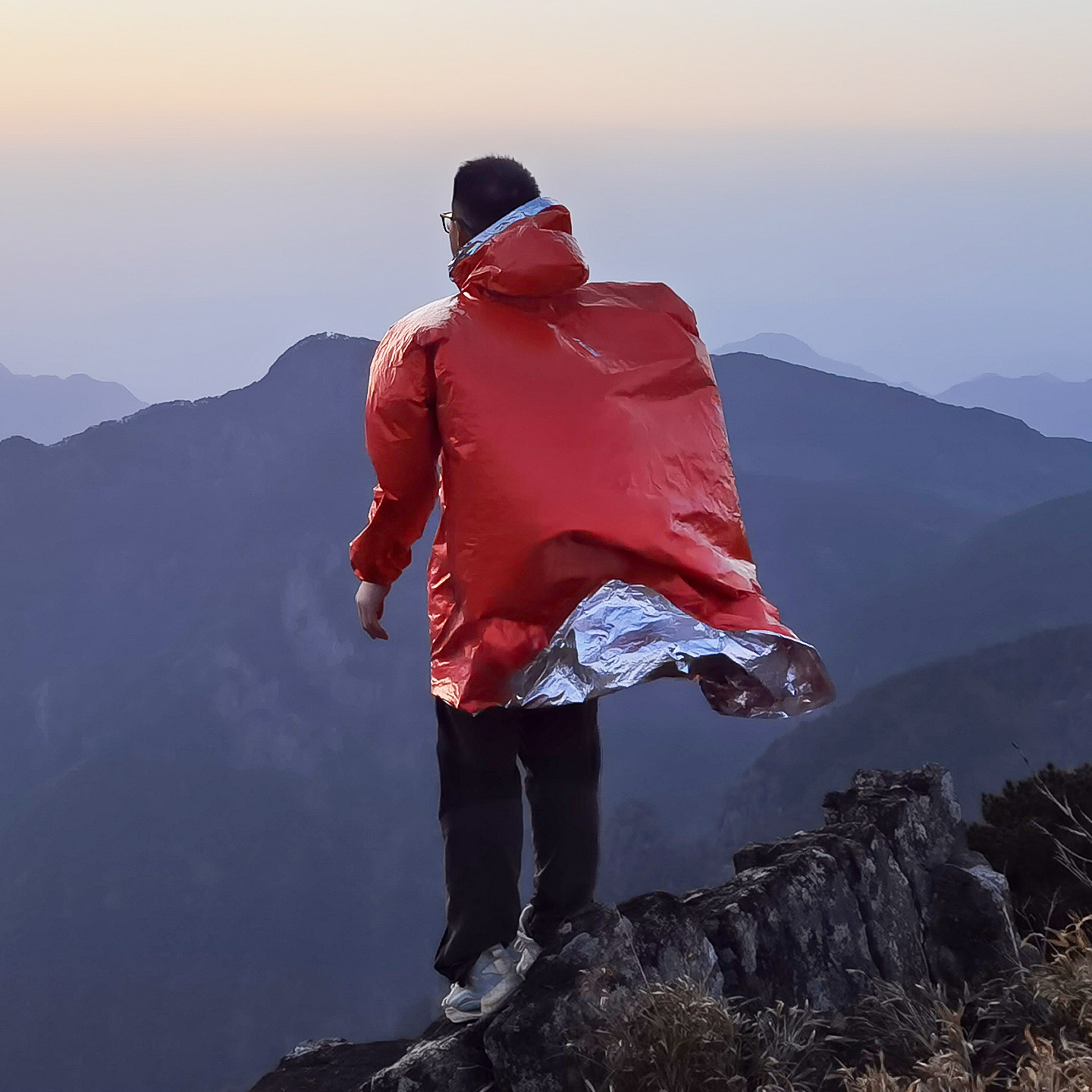 LTHW旅腾户外急救毯反热保温毯登山防寒野外求生应急反光衣保暖衣