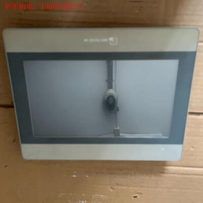 威纶通触摸屏,型号:MT8103iE,功能包好,成色如图,(请询价)