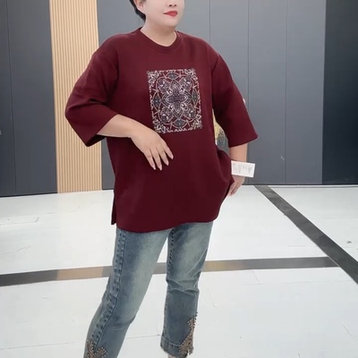 百搭圆领烫钻大花七分袖T恤大衫