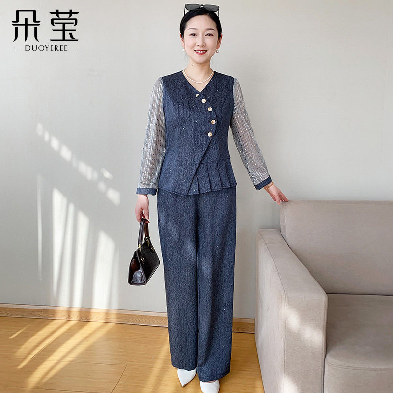 朵莹妈妈春装时尚套装中年女洋气纱袖上衣中老年春夏季气质两件套