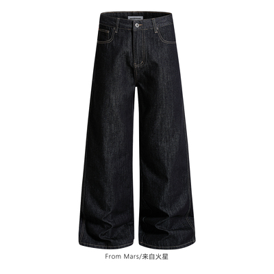 刺绣字母休闲直筒牛仔裤设计感