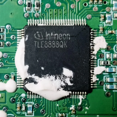 TLE8888QK  TLE8888QKXUMA1 汽车电脑板电源管理IC芯片LQFP100脚