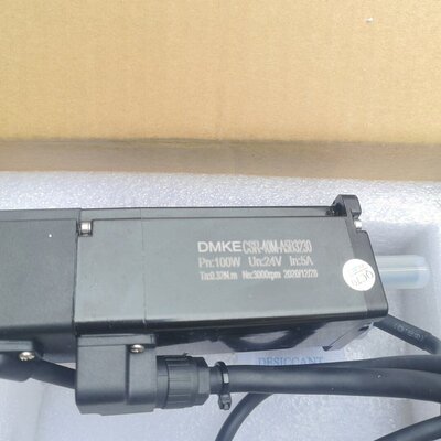 议价DMKE电机CSR-40M-A5B3230CSR40MA5B3230CSR40MA5B3230