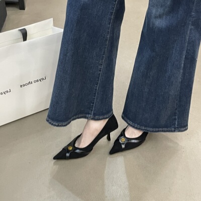 轻奢4cm尖头金属扣玛丽珍细跟鞋