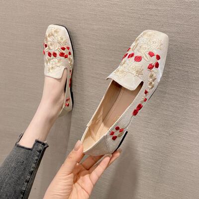 其他平底韩版沙丁绣花软底女鞋