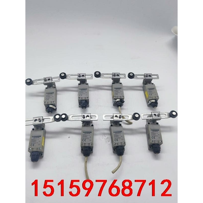 施耐德带防水接头限位开关XCE145P12E议价