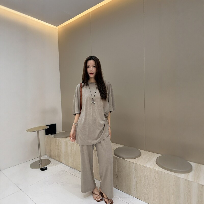 摩登197时尚宽松休闲套装女2026夏季薄款短袖T恤阔腿裤两件套3951