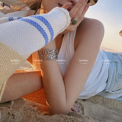 稀有款，宽版光面5层猪鼻子开口手镯V金材质