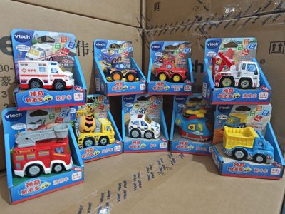 伟易达轨道车儿童工程车警车搅拌车消防车翻斗车救护车直升飞机