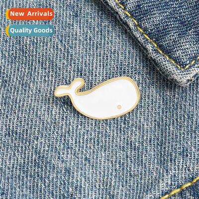 Marine animals whe whale brooch Cute carto dolphin pin clos