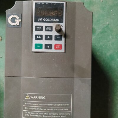 高士达GOLDSTAR变频器GS200L-0022，2.2K议价