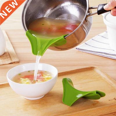 Creative Portable Kitchen Gadget Tool Silicone Liquid Funnel