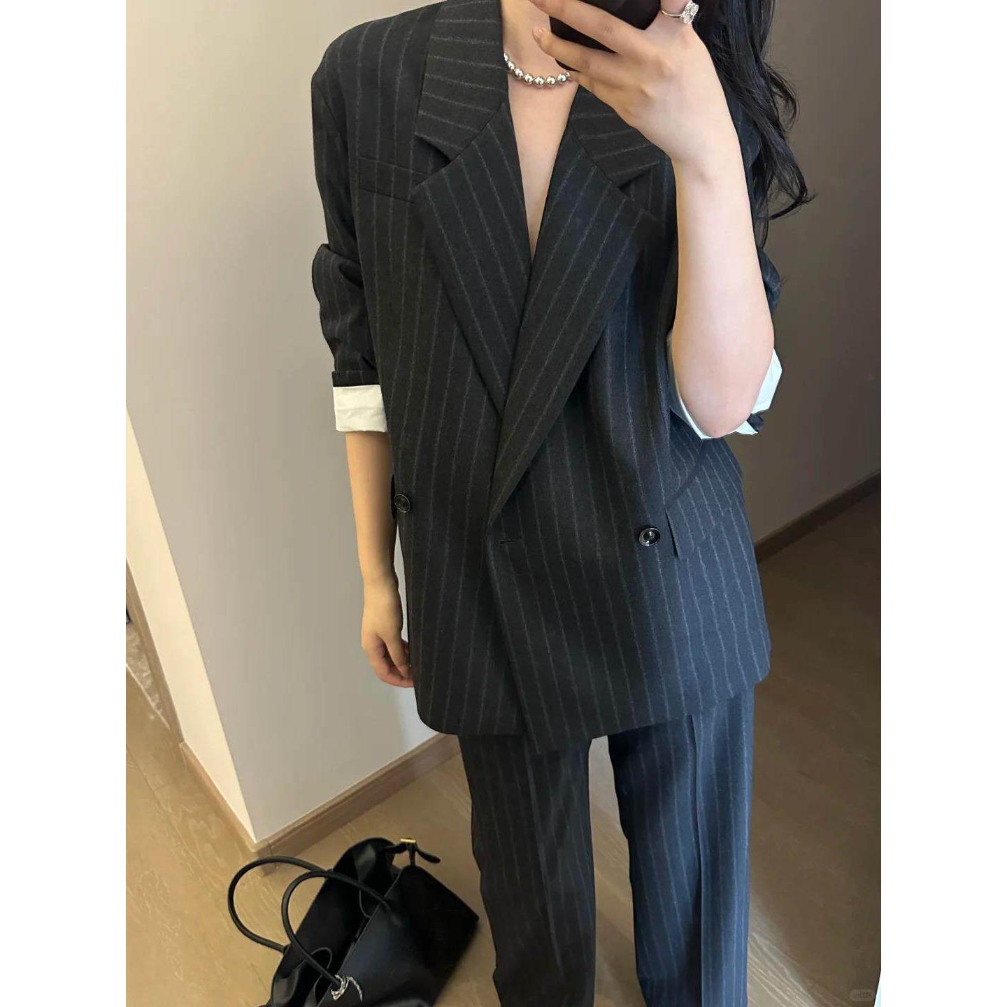WFYO/高级气质西装套装女秋冬新款休闲设计感条纹西装外套两件套