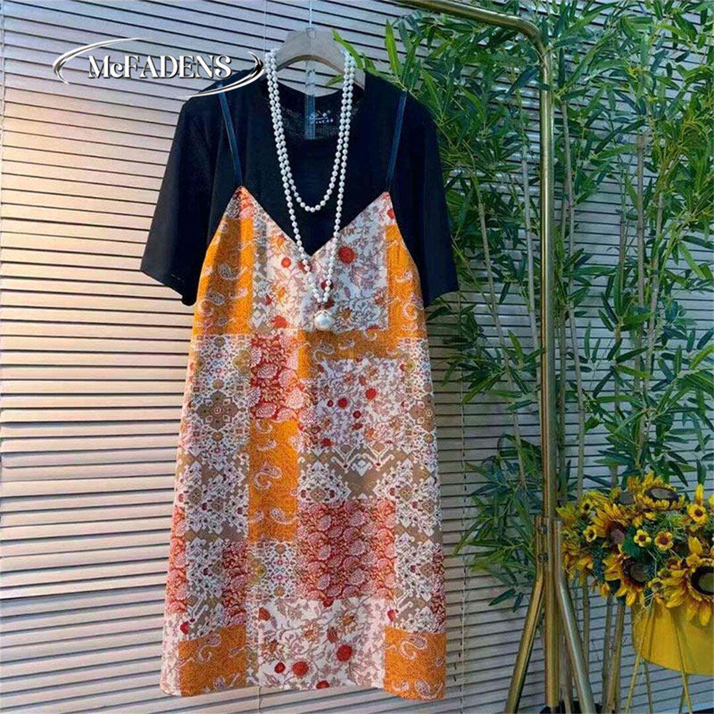 香港夏季新款胖mm设计感大码女装欧货时尚设计感拼接假两件连衣裙