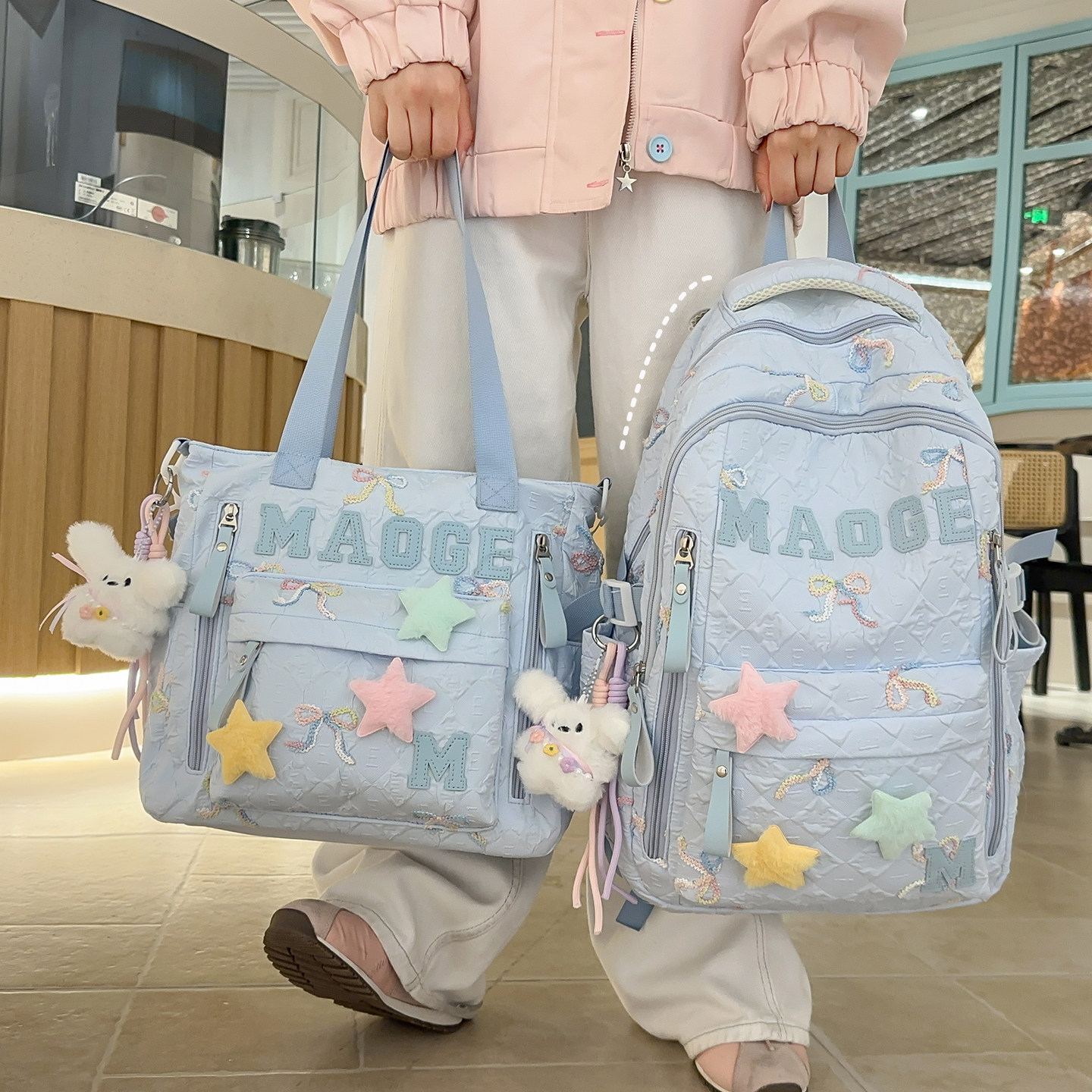 书包女初中生高颜值轻便高中双肩包小学生3-6年级小清新大容背包