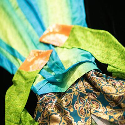 青泠谷新品原创汉服雀蓝团花织金锦背子齐腰8破裙套装