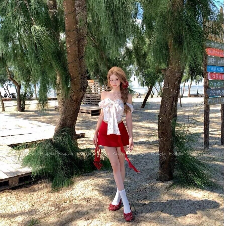 套装女2026夏季新款辣妹海边度假风蝴蝶结一字肩碎花上衣半身裙潮