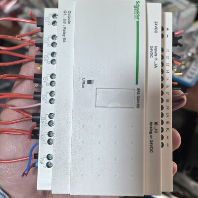 议价智能继电器SR2D201BDSR2D201FUSR2D201JD