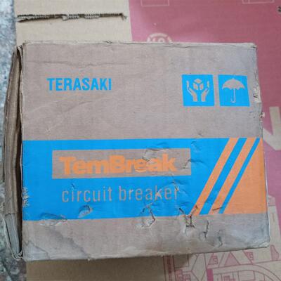 日本寺崎断路器XS50NS 3P 15A ,外盒(请询价)