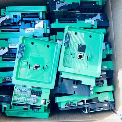 #电子器件 EAV67703施耐德变频器ATV630主板H(请询价)