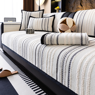 轻奢高级感沙发垫四季通用新款秋季防滑直排皮坐垫套罩巾盖布