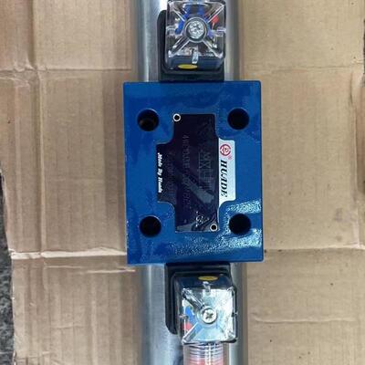 HUADE  4WE10J31B/CG24N9Z5L P液压电磁换向阀全新发货