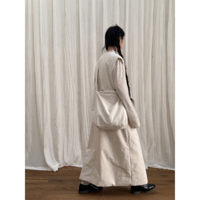 复述 小众慵懒风米白色宽肩带拉链大容量斜挎包 百搭通勤单肩包