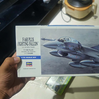 飞机模型  1/72 F16B PLUS FIGHING FALCON （U.S.AIR FORCE TRA