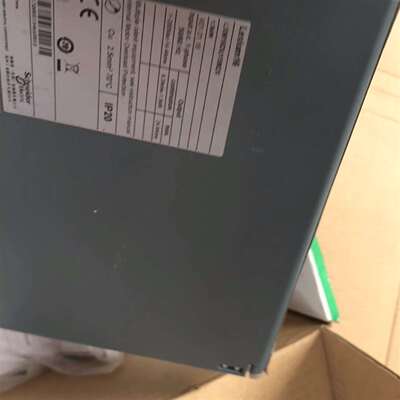 {议价}全新库存，施耐德驱动器，LXM16DU15M2X...1