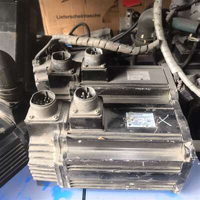 {议价}安川伺服电机SGMSH-20ACA-FJ11 实物拍摄 质