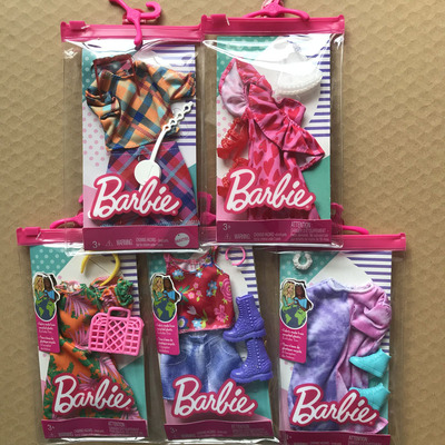 衣橱配饰组合过家家换装玩具芭比