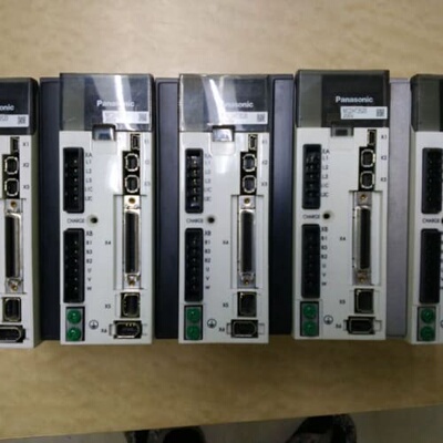 议价MDDDT5540N21 驱动器MDDDT5540L01