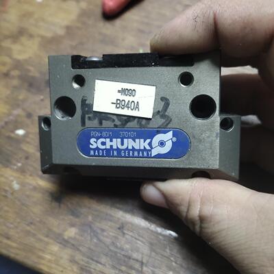 议价PGN-80/1 370101 SCHUNK气动夹爪工业自动化工控配件维修