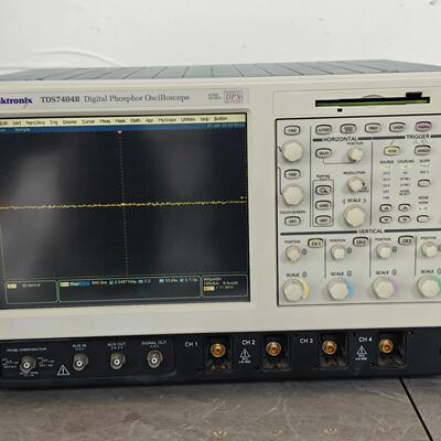 议价TDS7404B 泰克数字荧光示波器 4g带宽 20GS/s维修