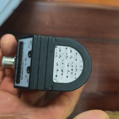 IFM易福门流量传感器  SI1010 德国制造 实物如