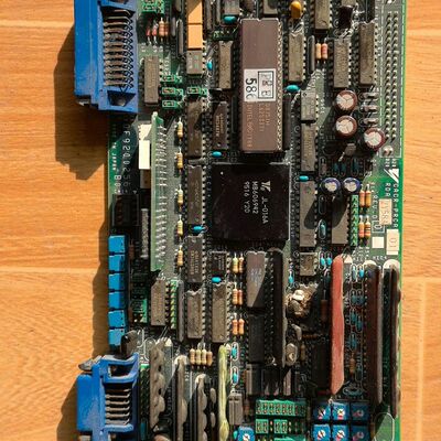 安川伺服箱主板 CACR-PRCARDA    DF9200