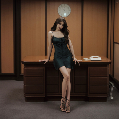 PickRui 睿哥 森野绿梦 缎面绿色吊带上衣连衣裙纯色修身性感露背